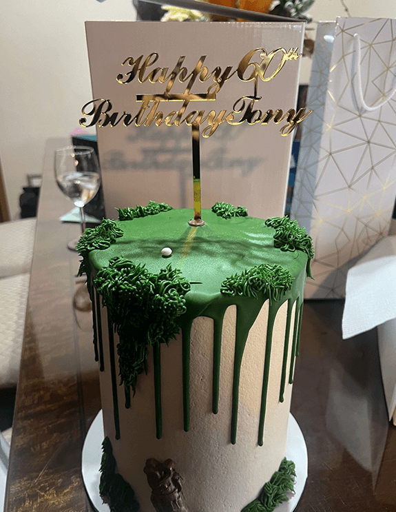Cake Toppers | Regency Plastics